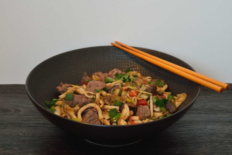 Wokschotel met zelfgemaakte woksaus - Diner - Culinary dreaming